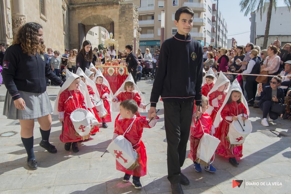Orihuela inaugura la exposición ‘Colores del mundo’ – Diario de la Vega